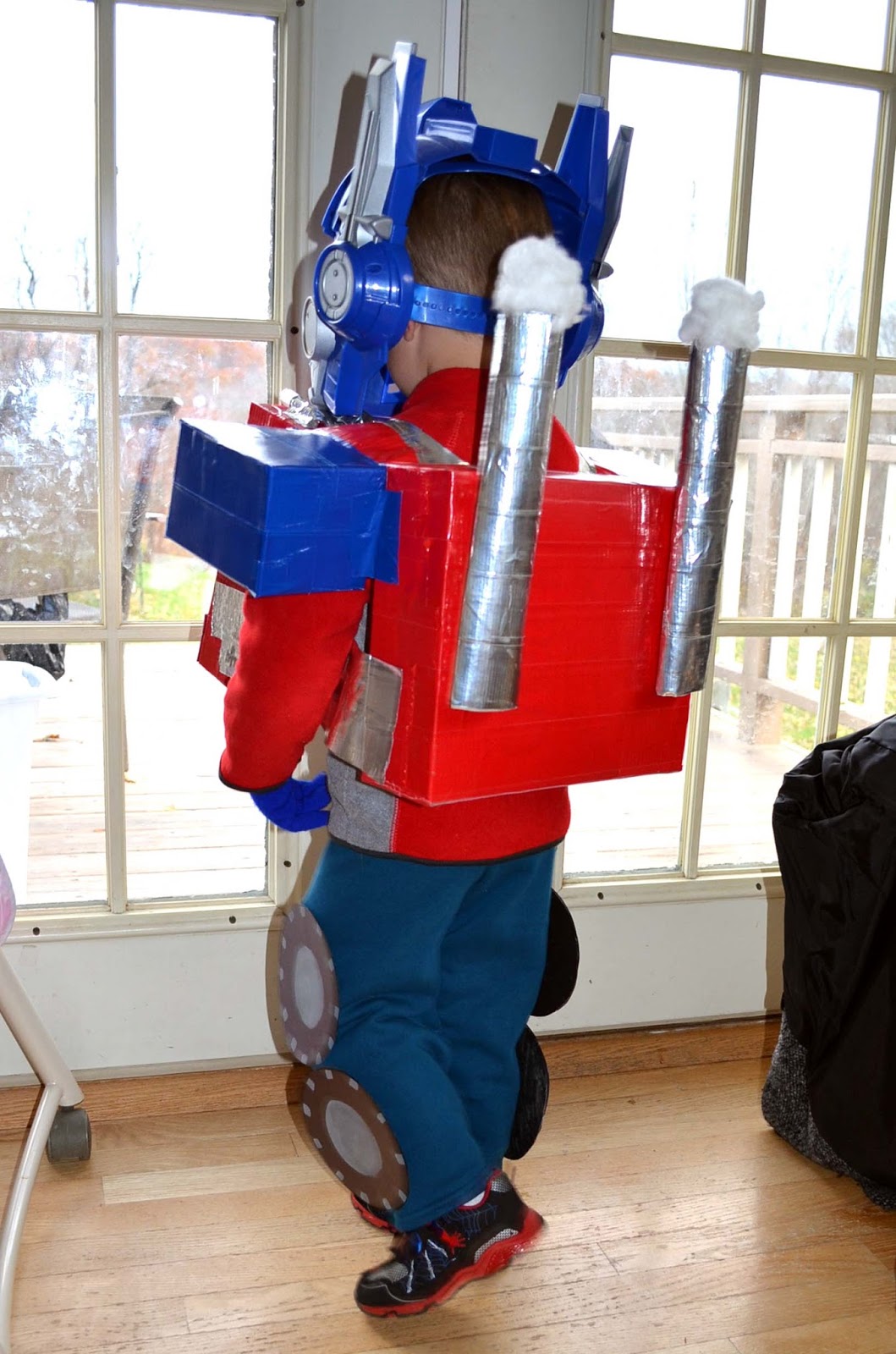 EASY DIY Optimus Prime Costume (Rescue Bots)