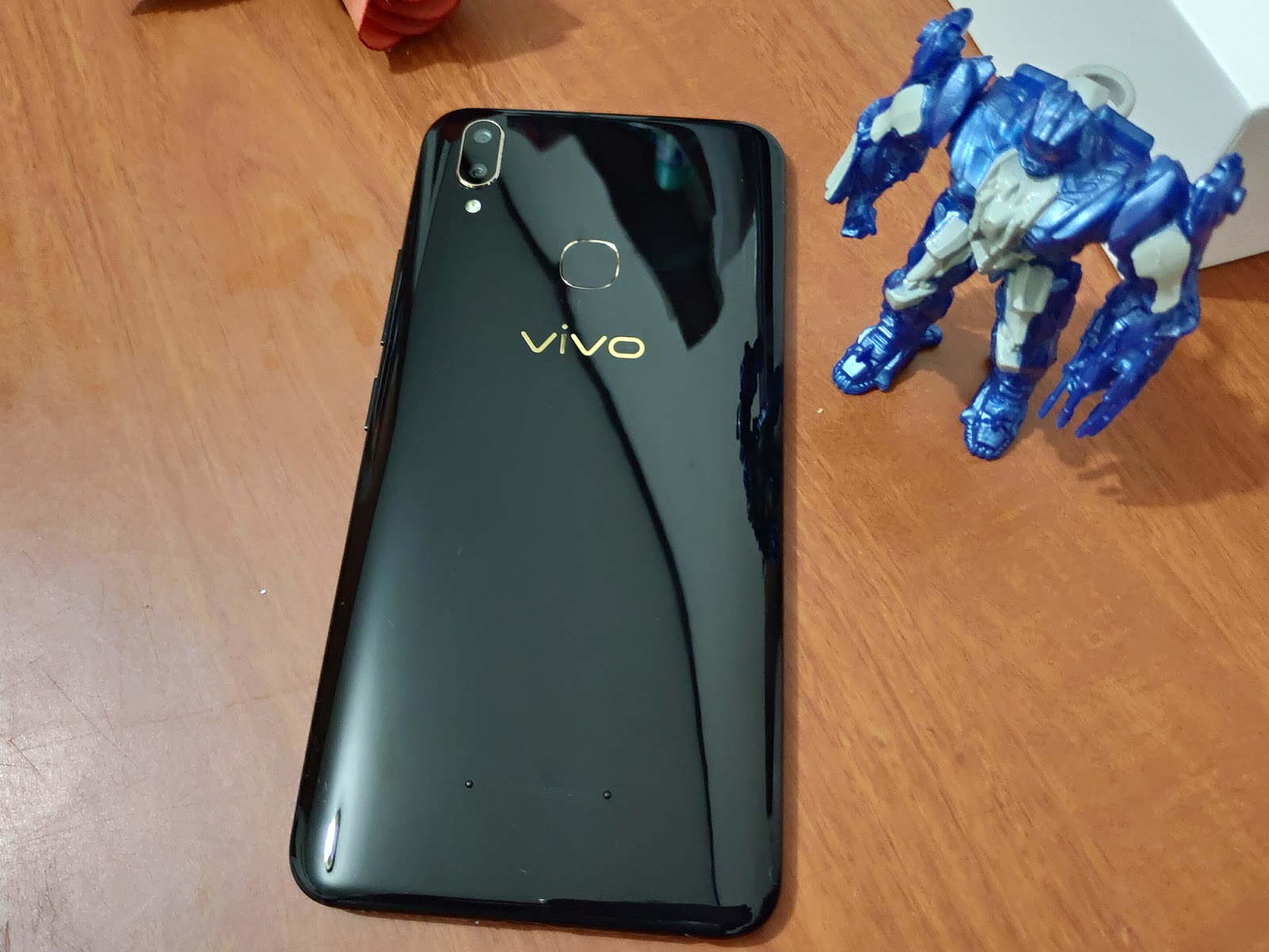 Review Vivo V9 Pro, Akhirnya dengan Spesifikasi Mumpuni