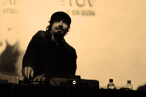 Jasen T. Davis: Amon Tobin - Music
