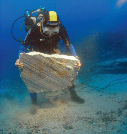 Bubonic plague, inbreeding Neanderthals and shipwrecked marble for a ...