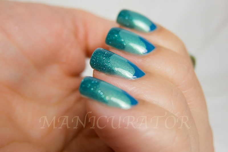 Waves Nail Art with tutorial