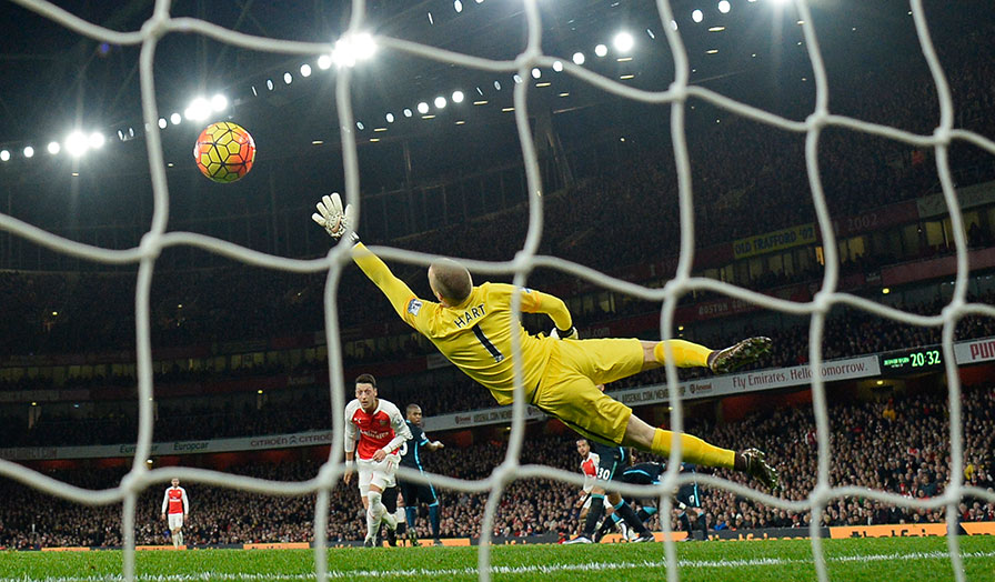 Fern Mc Costigan: Father Christmas Arsene Wegner’s Delivering Joy to ...