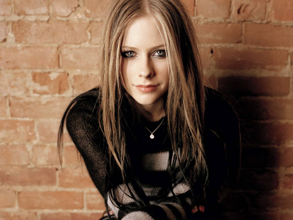 Hairstyles & Haircuts: Avril Lavigne Hair - Avril Lavigne Biography