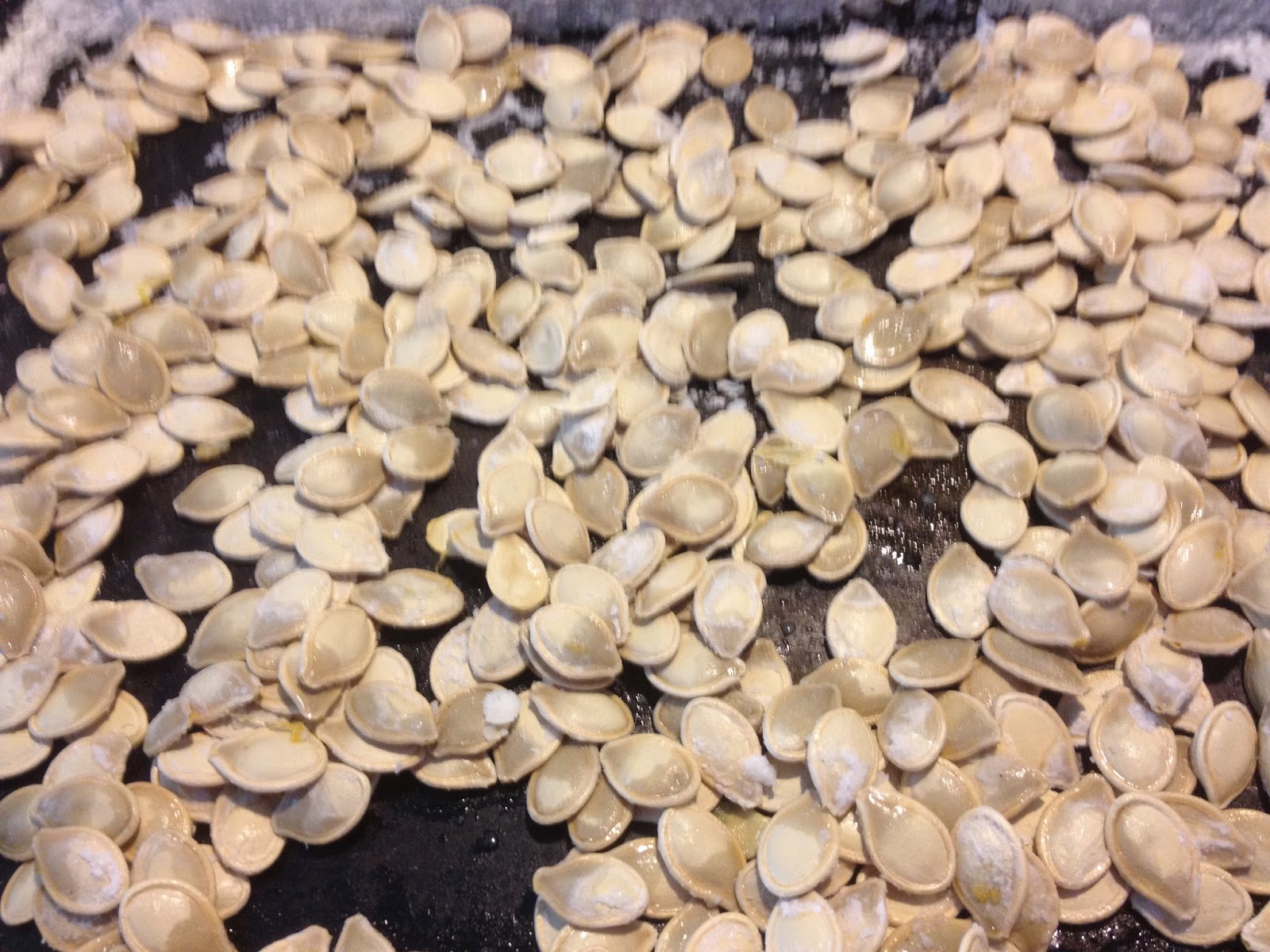 Georgia's Kitchen and MORE!: Making Pumpkin Seeds From Your Halloween ...