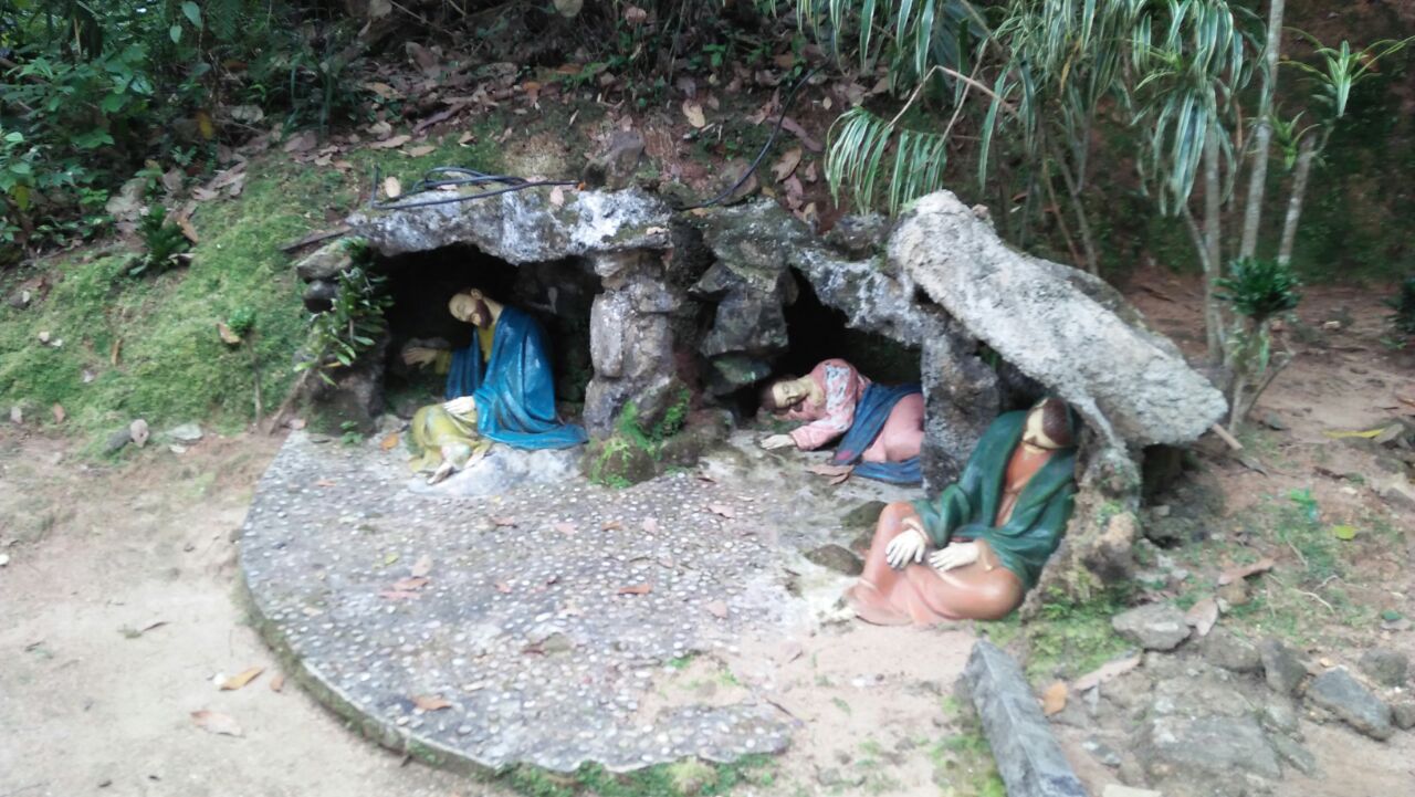 Hiniduma Calvary Shrine