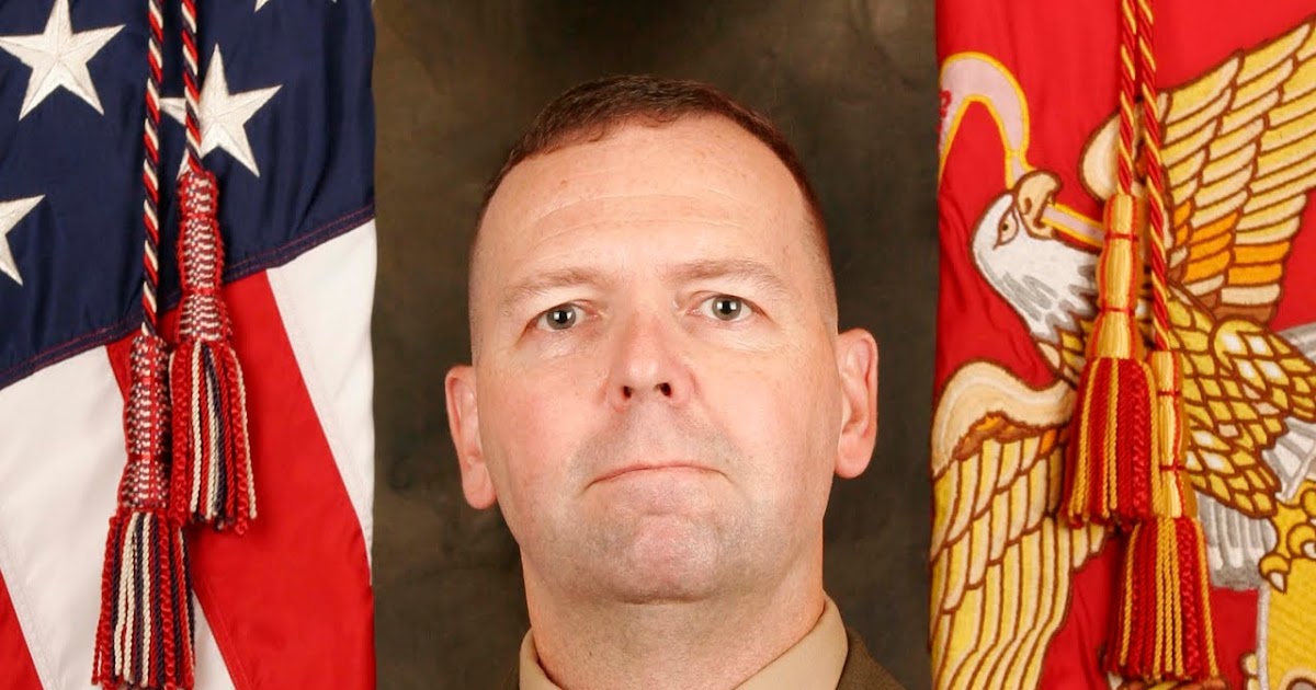 "The Fighting 13th": 13th MEU Commanding Officer Colonel Christopher D ...