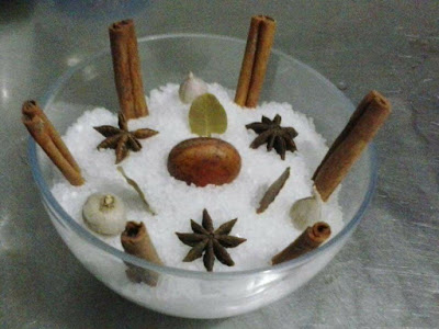 SIMPATIA: POTE DE SAL GROSSO PARA SUA CASA OU COMÉRCIO