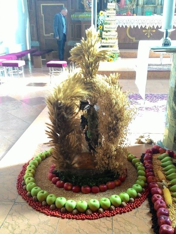 Letitia svetu: Aj dnes bola v Novej Bani Roľnícka nedeľa.