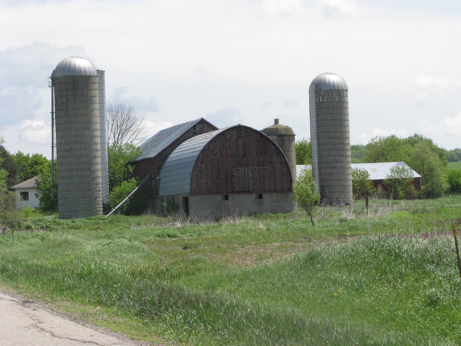 Preussless Pathways: Wisconsin Farm Scenes