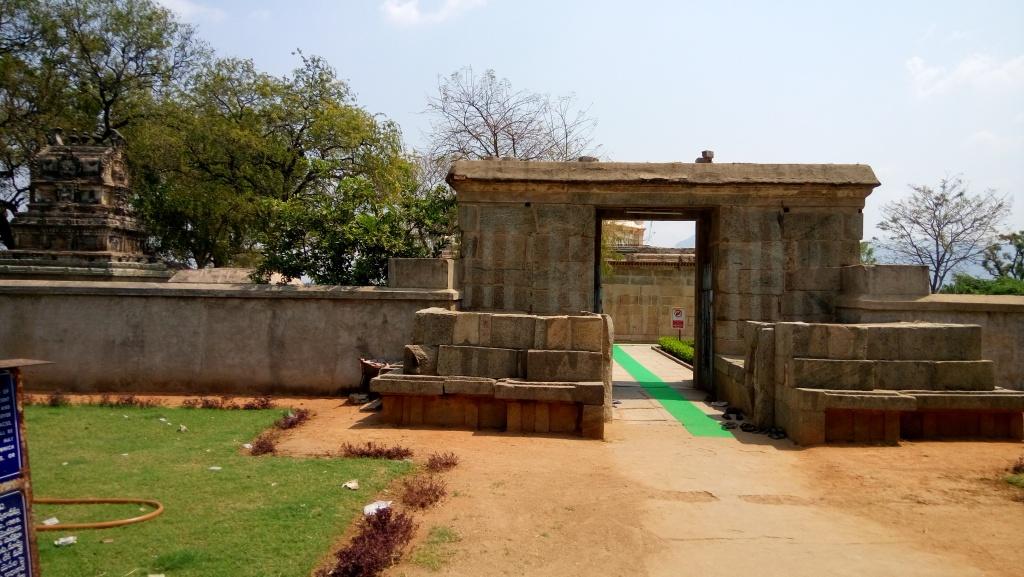 Hindu Temples of India: Parasurameswarar Temple, Gudimallam – The Temple