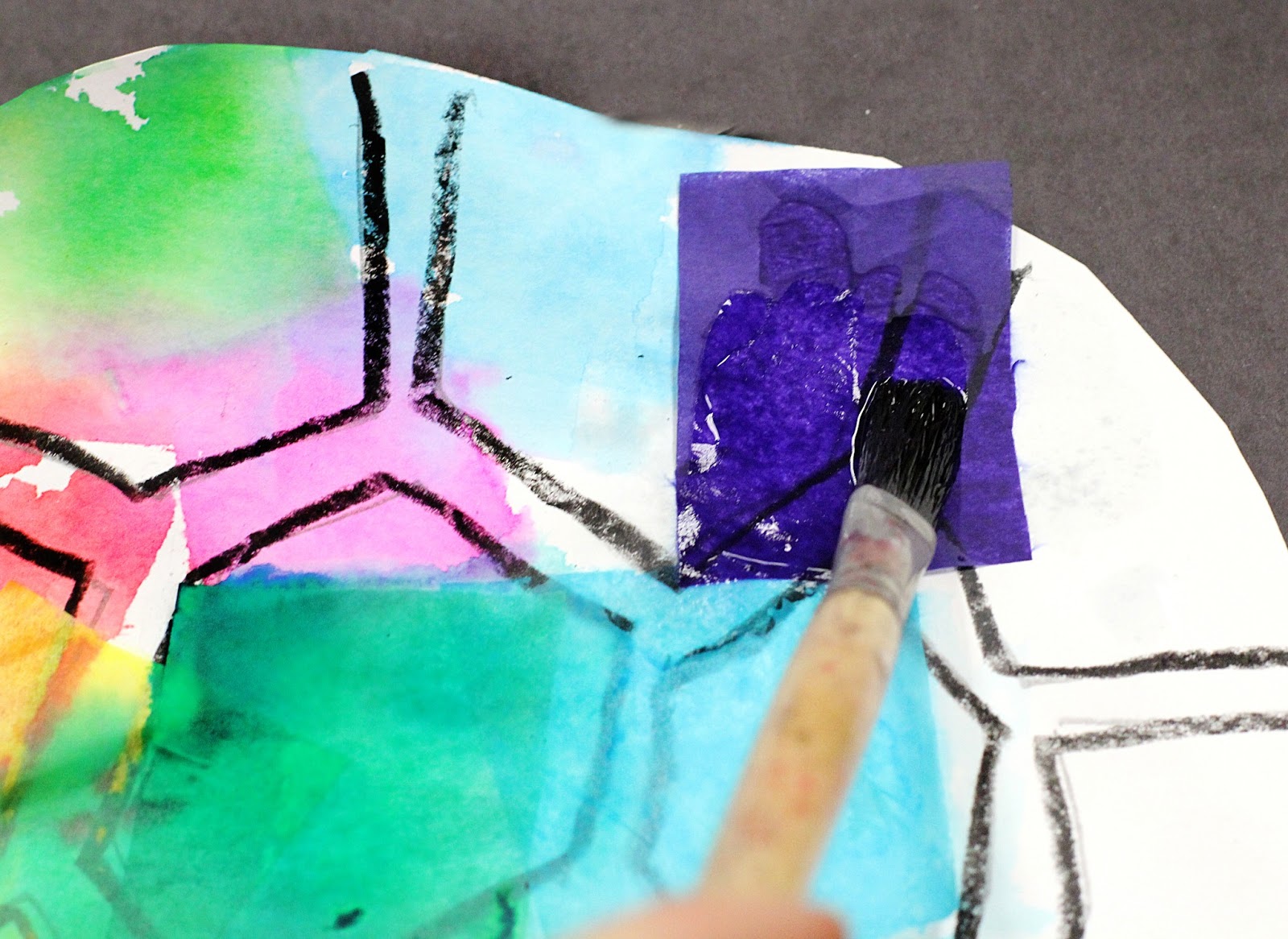 smART Class: Tissue Turtles and Resist Rabbits