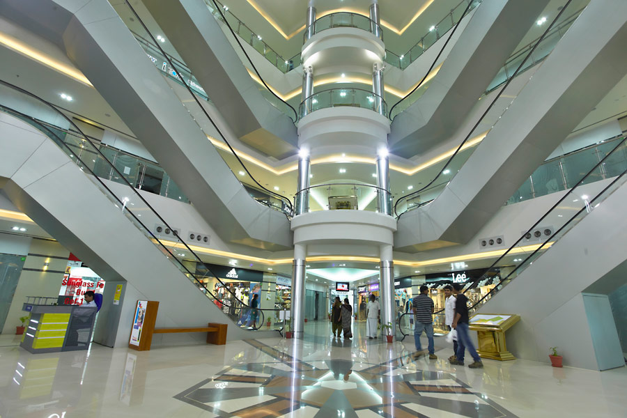 amazing cochin / kochi : Malls In Cochin