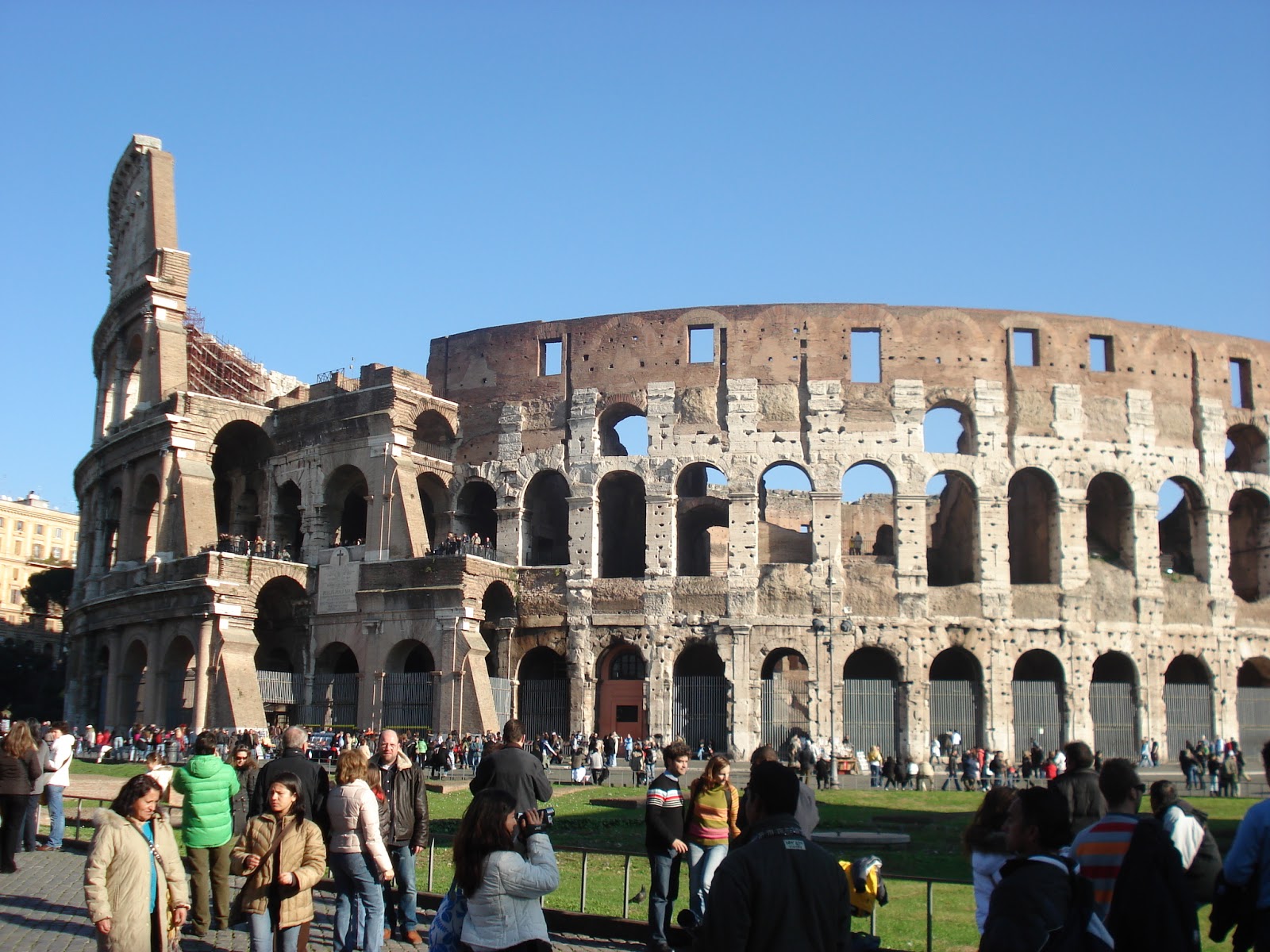 Rome's Colosseum.. Il Colosseo di Roma - Italian Allure Travel