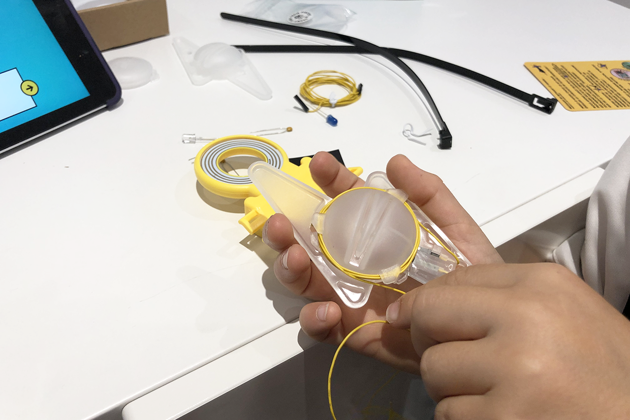 Light Up Your Bike with the Light Racer Kit from Tech Will Save Us ...