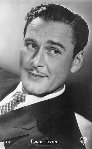 Errol Flynn: Errol Flynn Studio Shots Photo Gallery