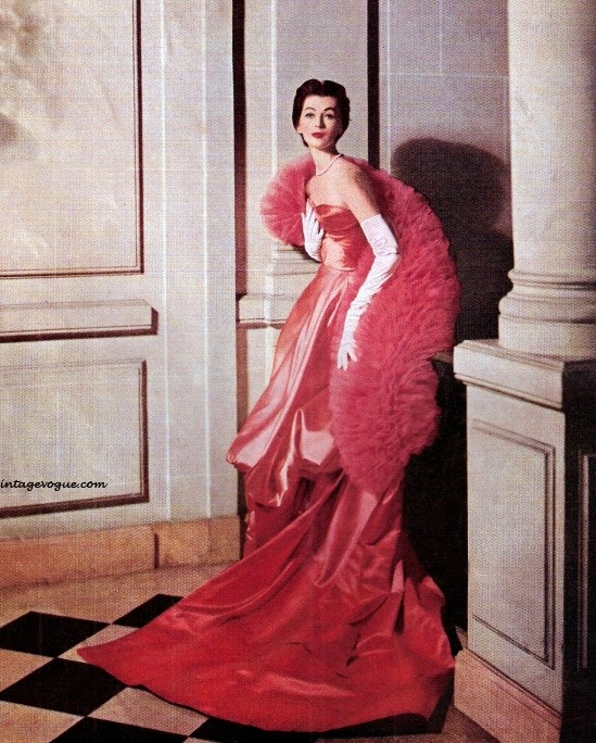 Andromeeda udu Andromedos ūkas : Parfumerinės legendos. Moteris ...