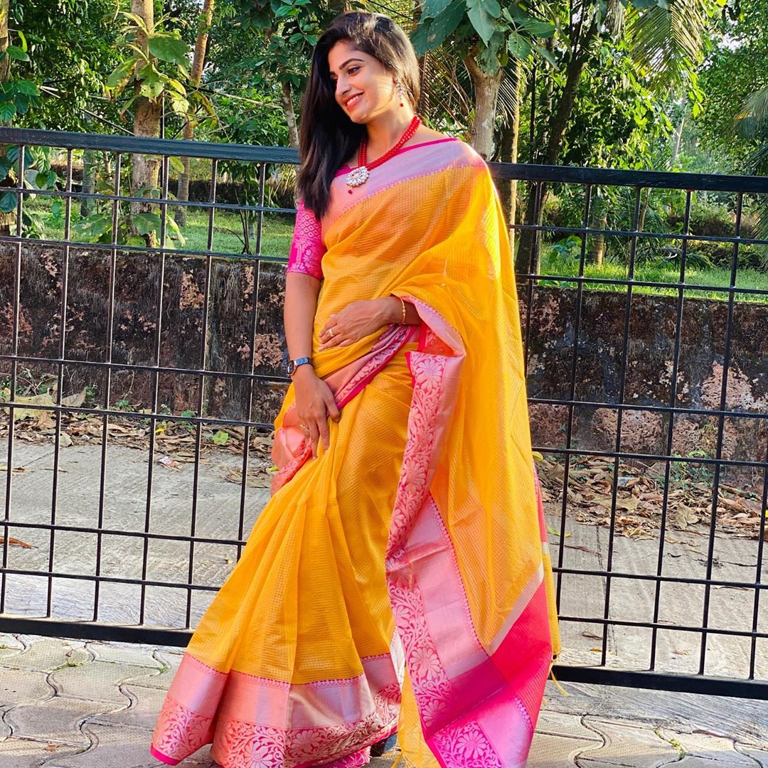 Telugu TV actress Chaitra Rai Stunning New Gallery HD