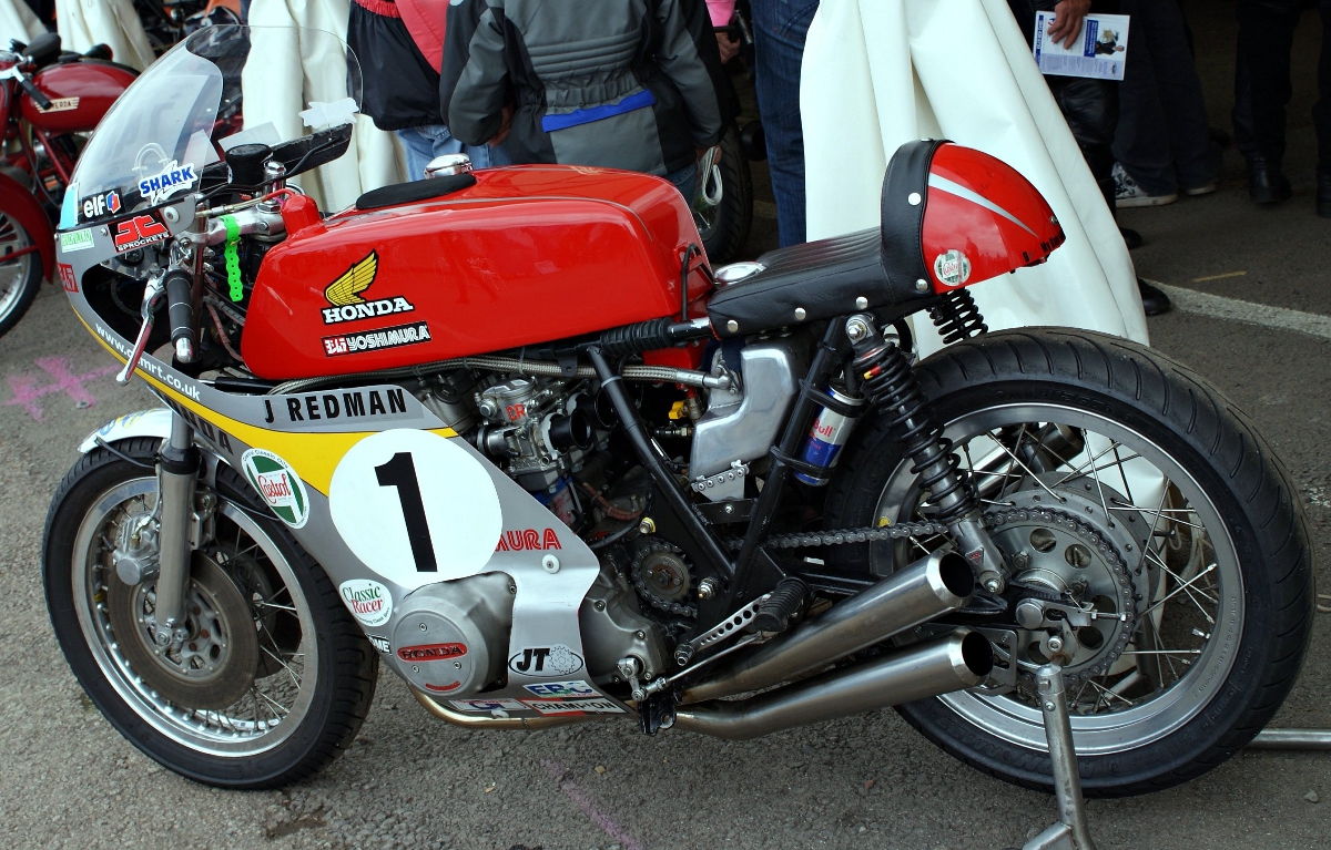 Cling on for dear life !!!: A Real Racer - Honda CR750