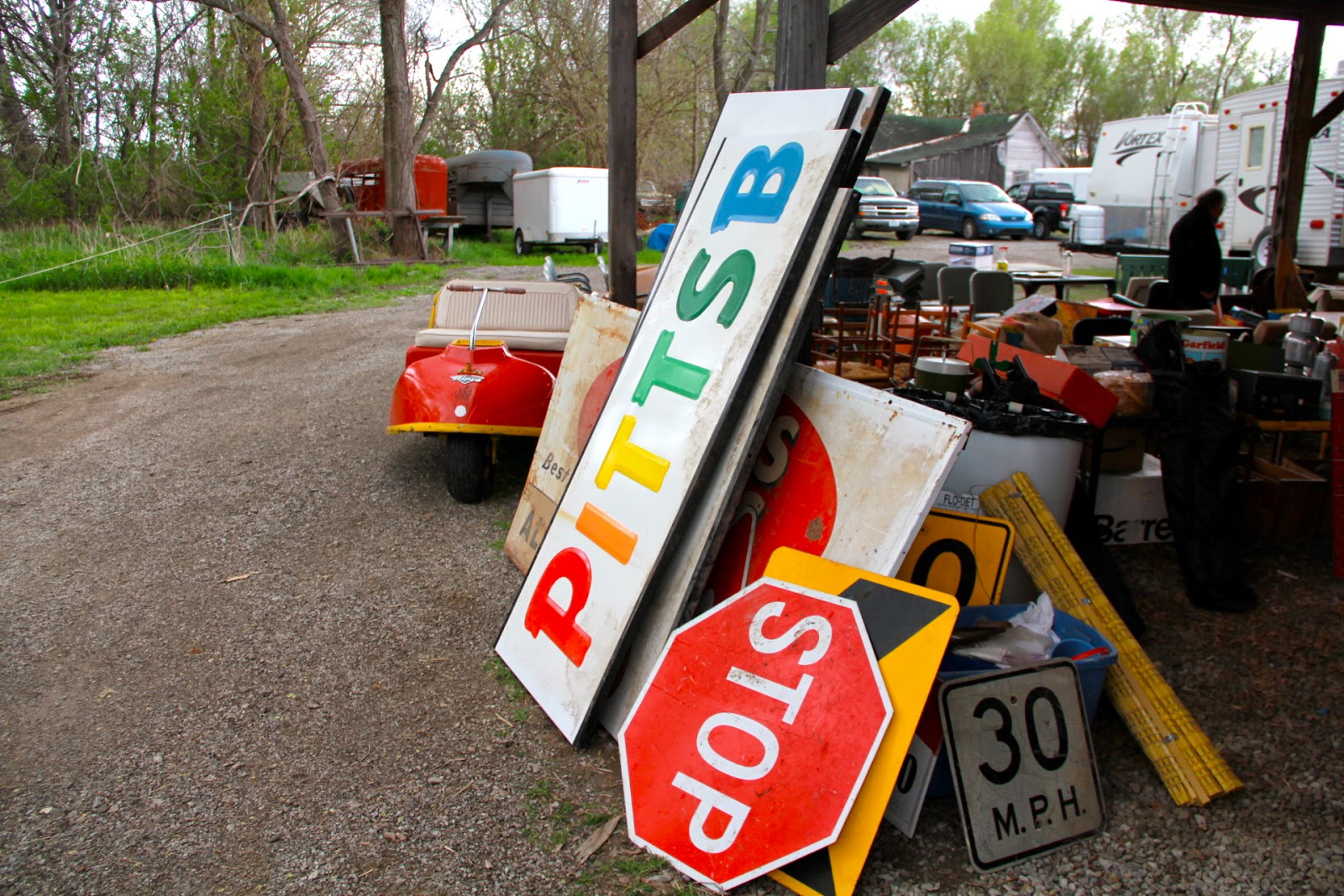 Wanderland Vintage: SPARKS-White Cloud-Flea Market Heaven