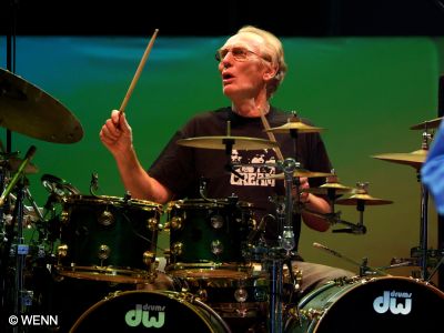 7 Daftar Drummer Terbaik Di Dunia