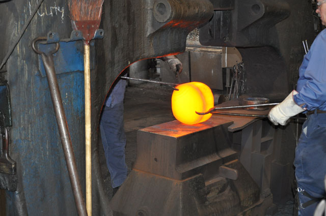 Die forging - MechanicsTips