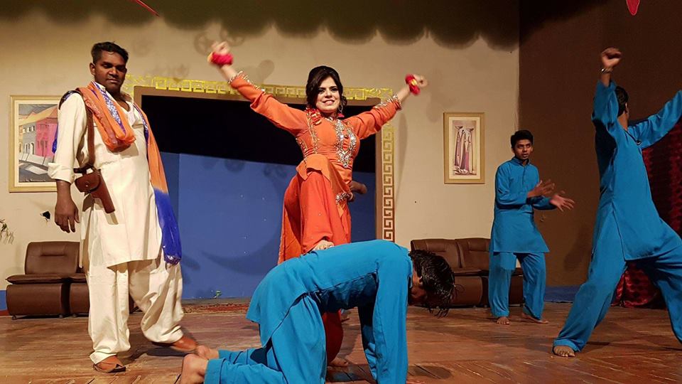 Pashto World Official Blog : Punjabi & Pashto Drama Mujra Actress ...