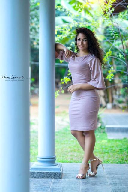 Sri Lankan Fashion Model Sandani Fernando Sexy photos