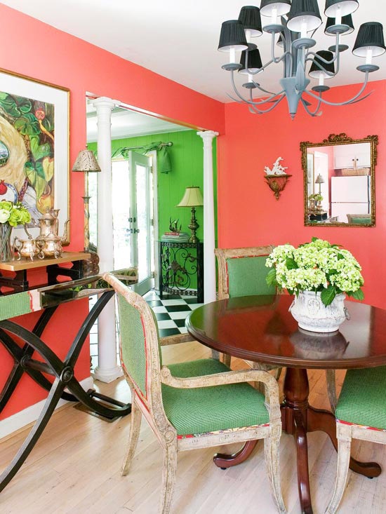 Eye For Design: Decorate Your Interiors With The Color Coral