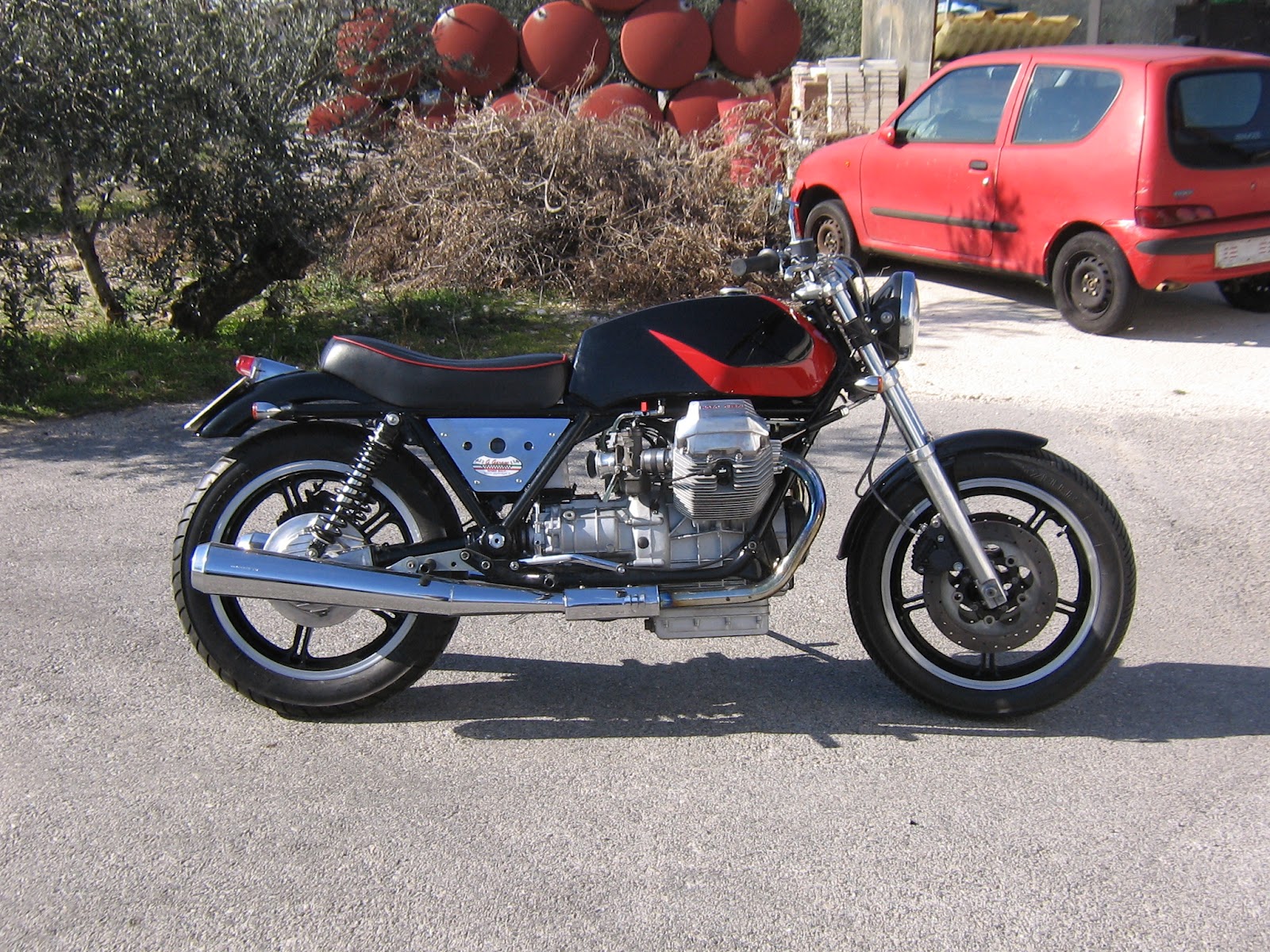 G.Garage speed shop: Moto Guzzi 850 T5 Roadstar
