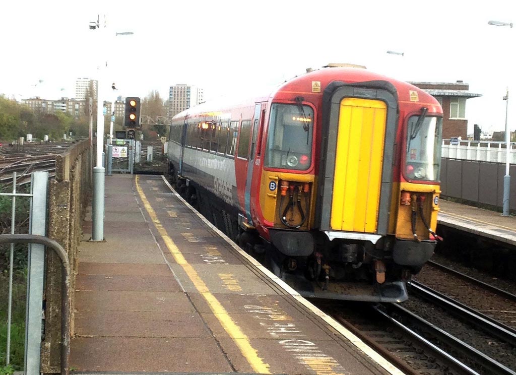 British Diesels and Electrics: Class 442 5-WES Wessex Electrics