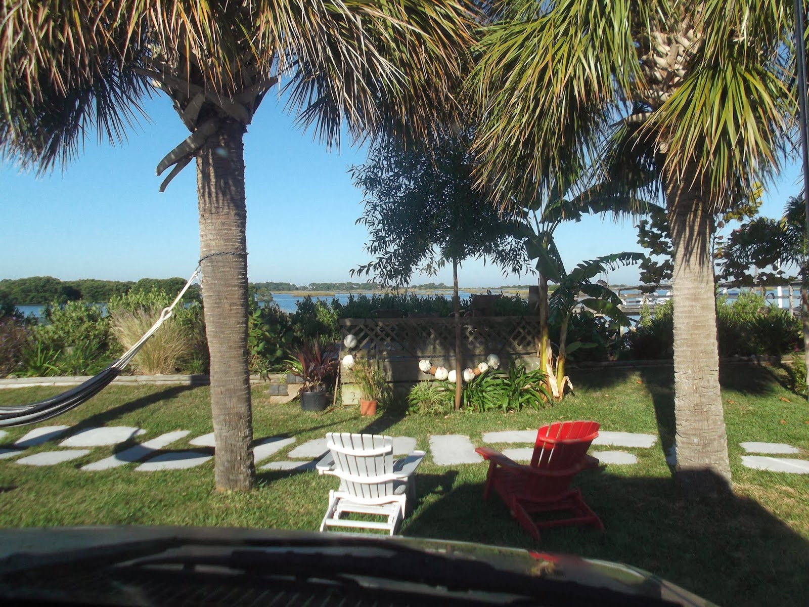 On the Road with Bill, Bunky and the Booze: Low-Key Hideaway, Cedar Key, FL