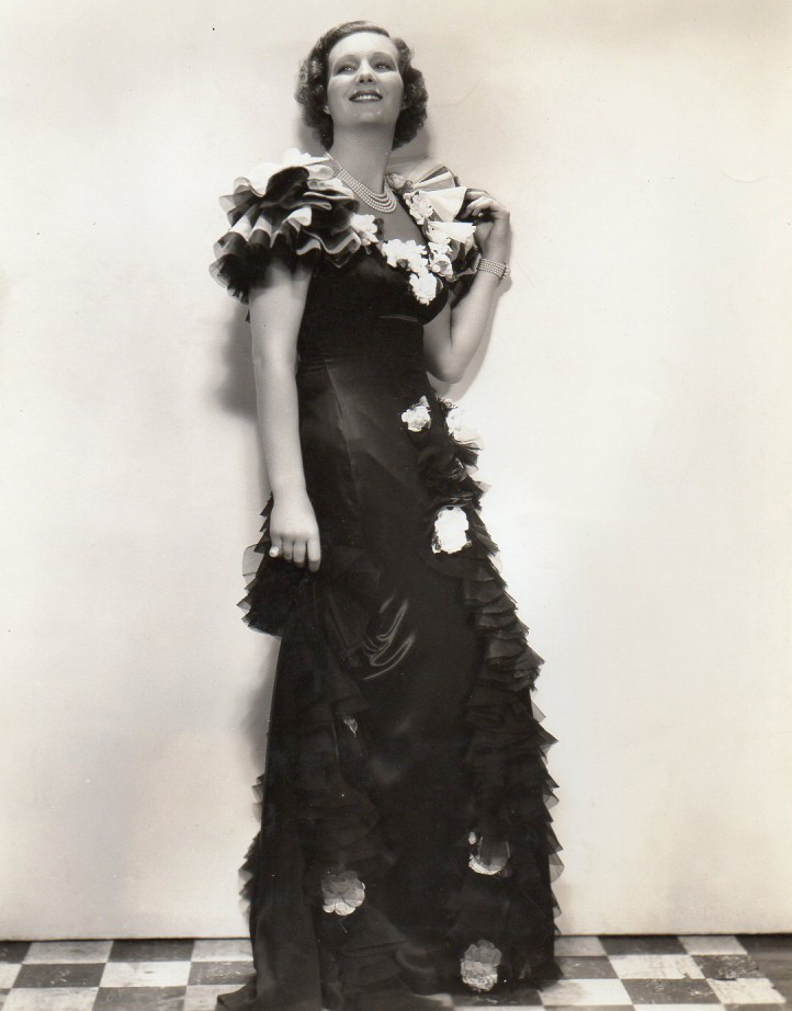 It's The Pictures That Got Small ...: THE MONDAY GLAMOUR 15!