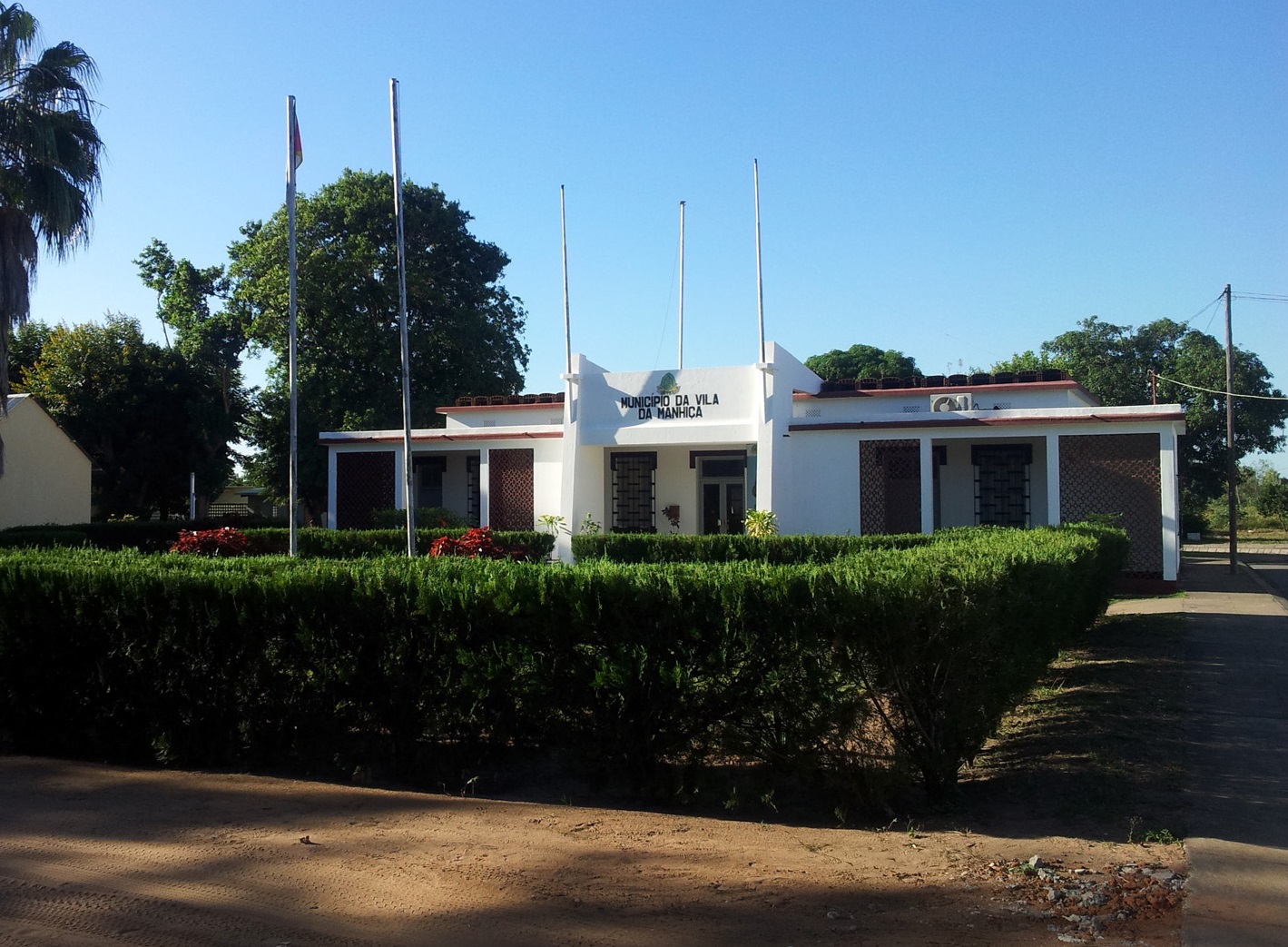 Vila da Manhiça no distrito de Lourenço Marques - edifícios dos anos 40 ...