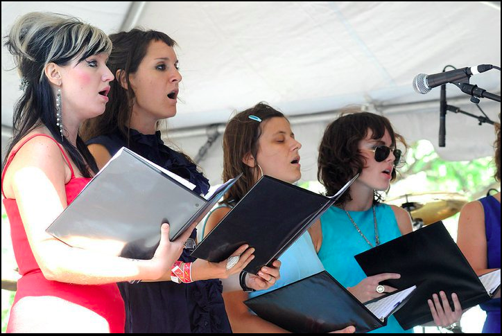 MINIzinne: Jaime Lowe Guest Blogger for Bust Magazine!