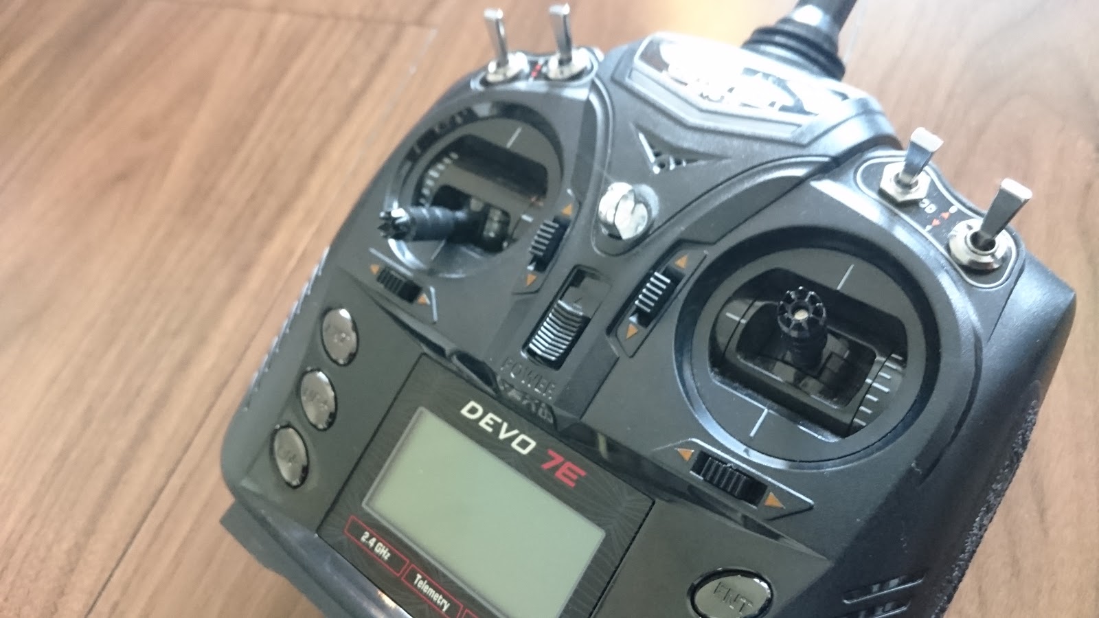 Devo7E を購入～Deviatioin化/スイッチ追加～