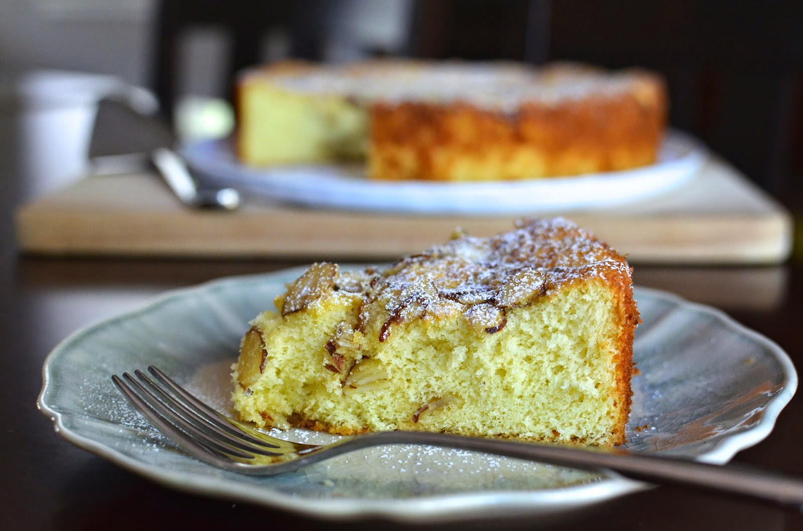 Playing with Flour: Hot milk sponge cake with (attempted) caramelized ...