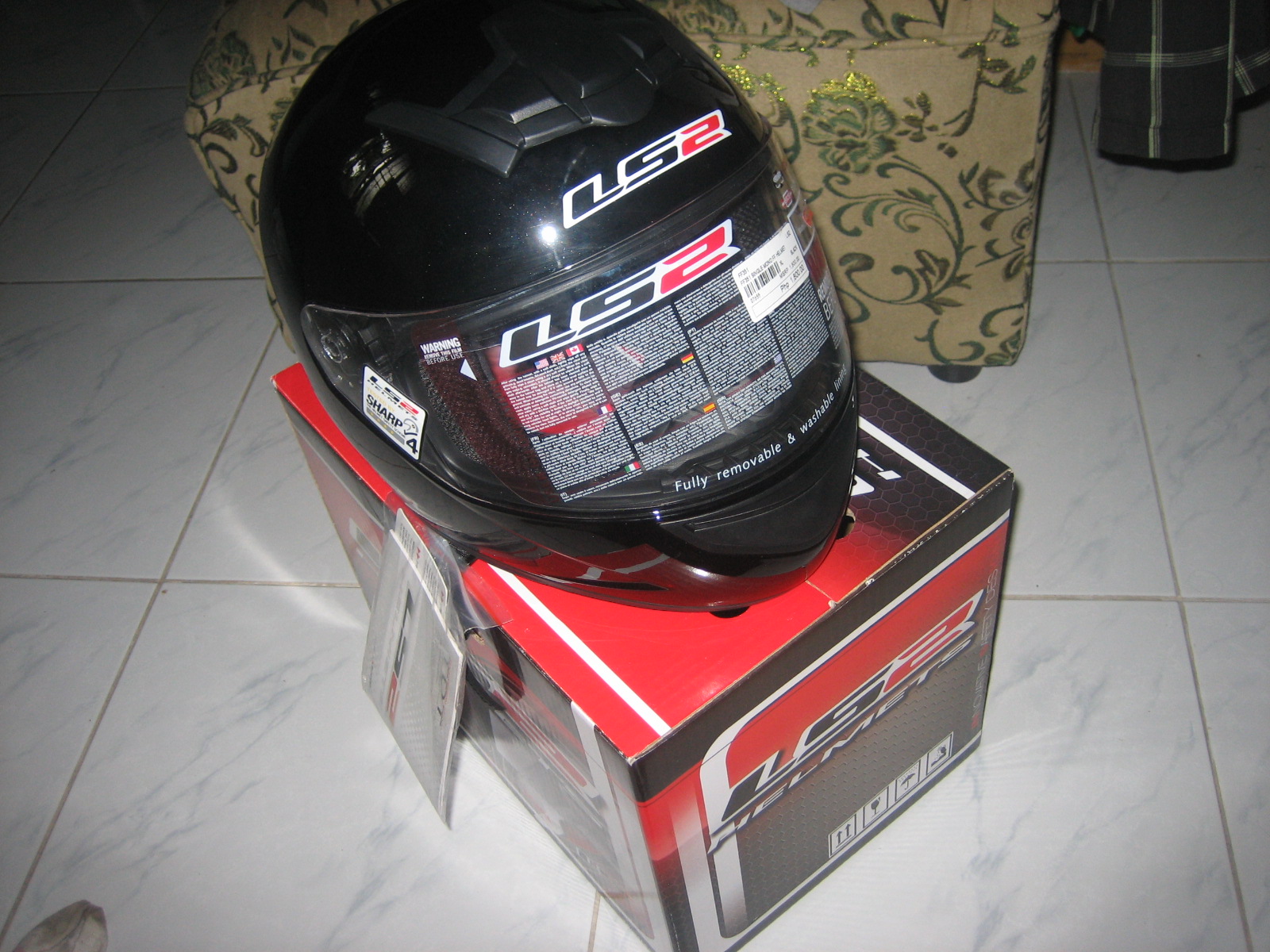 Biyahe Ni Bro: LS2 Helmet- ff351 (glossy black)