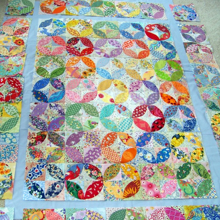 Attic Window Quilt Shop: PROGRESS ON TEA LEAVES