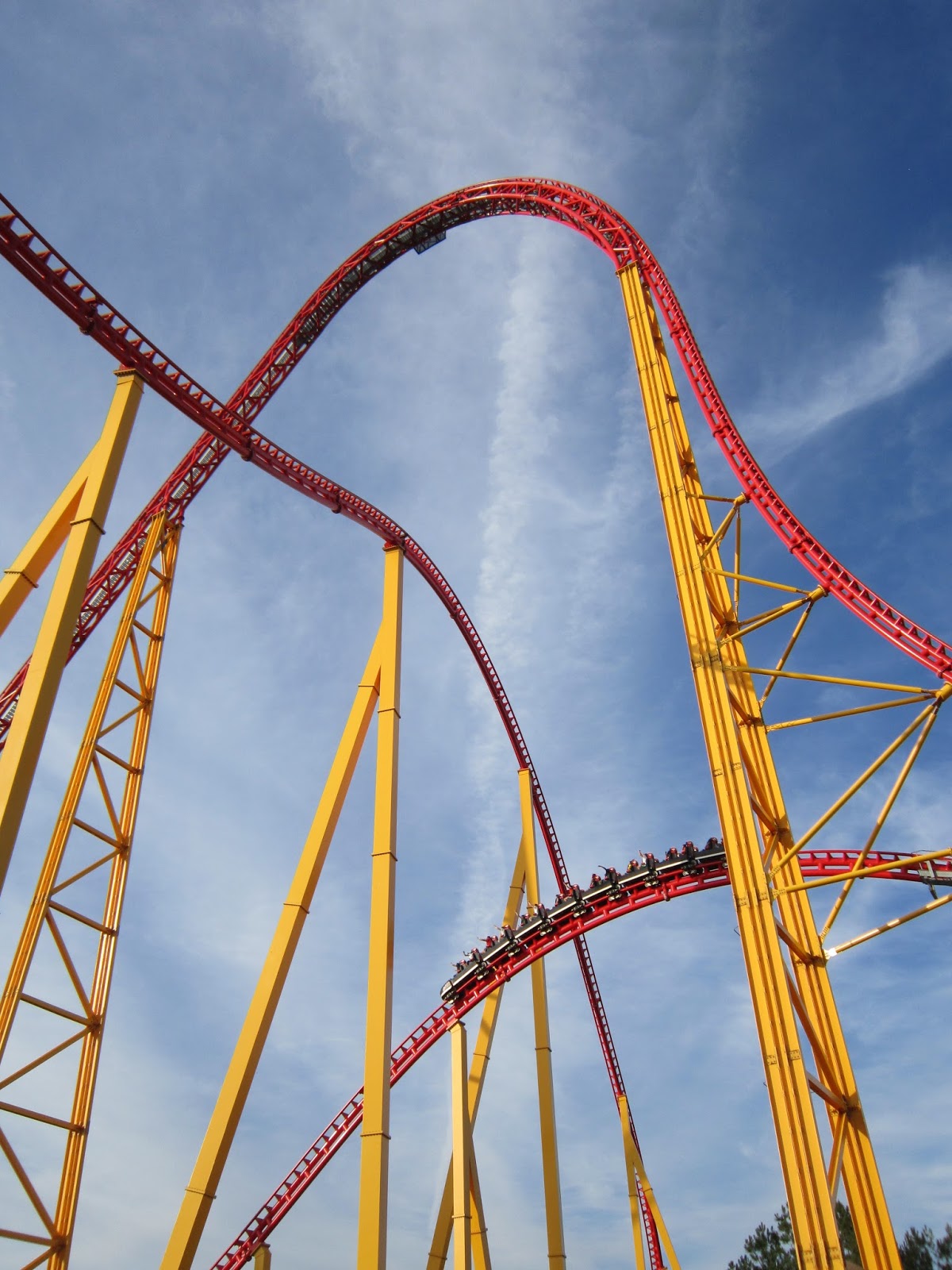 Theme Park Thoughts: Intimidator 305 at Kings Dominion - Review