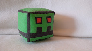 CraftingNerdy: Geometry Dash plush toy