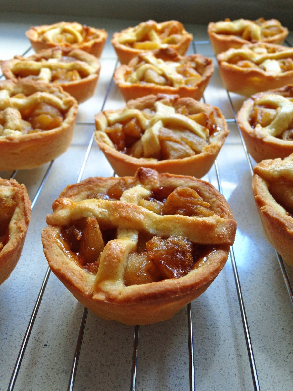 Sugar & Salt: Rustic Mini Apple Pies