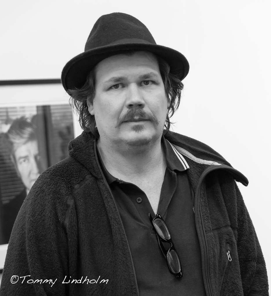 Foto och andra bilder: Johan Bergmark visar filmporträtt