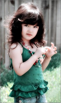 Very Cute Kids With Lots of Smiles - Loving Wallpaper