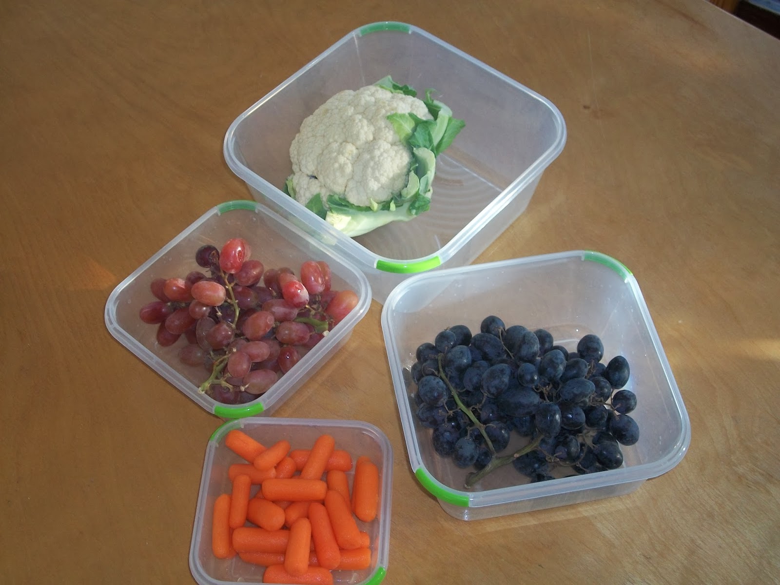 Ozeri INSTAVAC Green Earth Food Storage Container Set Helps Keep Fruits ...