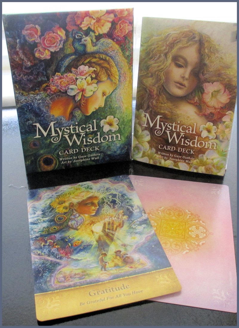 Tarot Notes: Review: Mystical Wisdom Card Deck