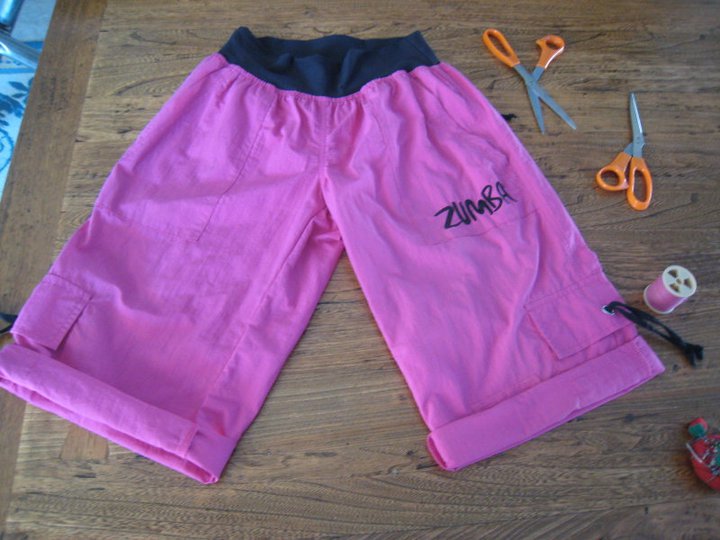 Love 2 Sew 4 Fun - Newbie at Sewing with My Singer Featherweight: Zumba ...