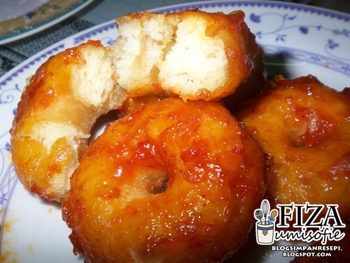 Tempat Fiza Simpan Resepi: Donat Pedas Manis