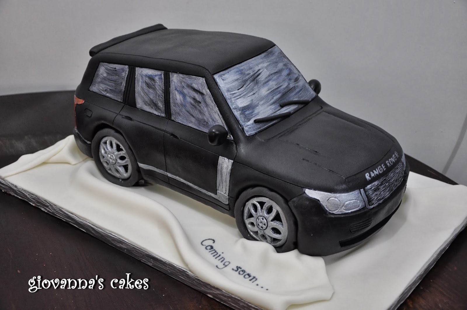 giovanna's cakes: The range rover experience
