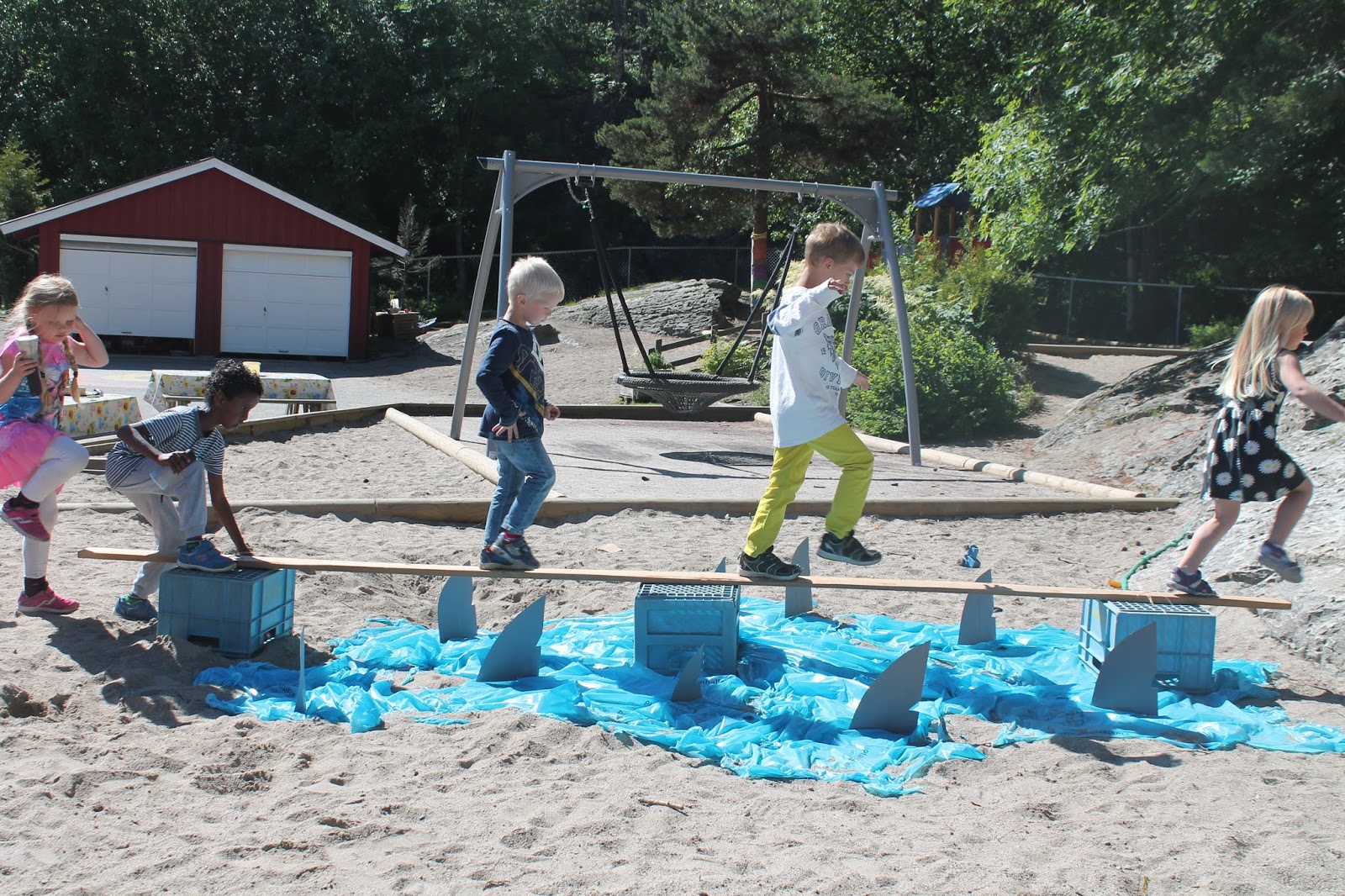 Utelek i spennende omgivelser