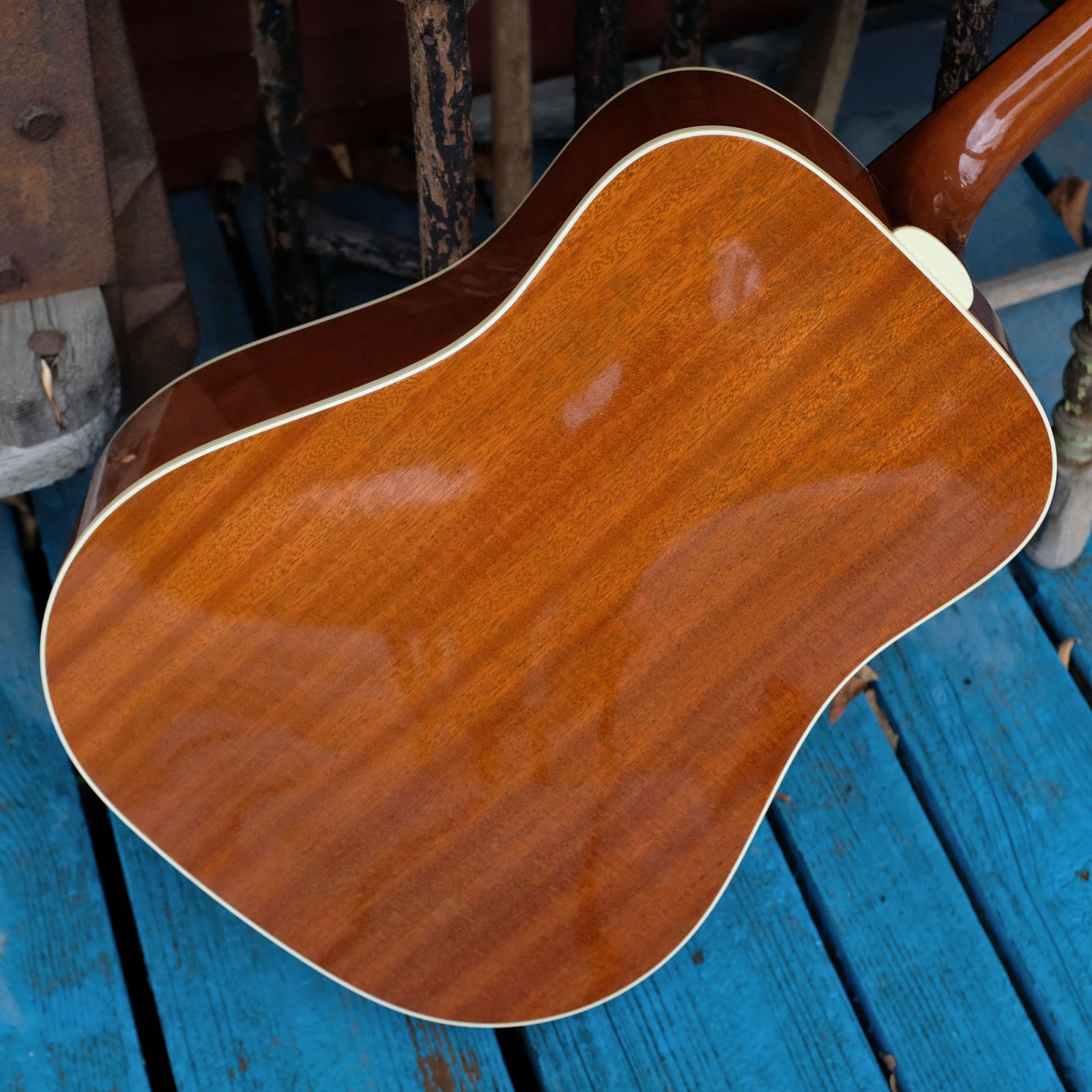 1987 Guild D-17 Dreadnought Guitar